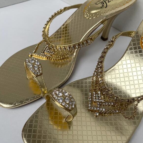 sizzle by coloriffics | Shoes | Sizzle By Coloriffics Gold With ...